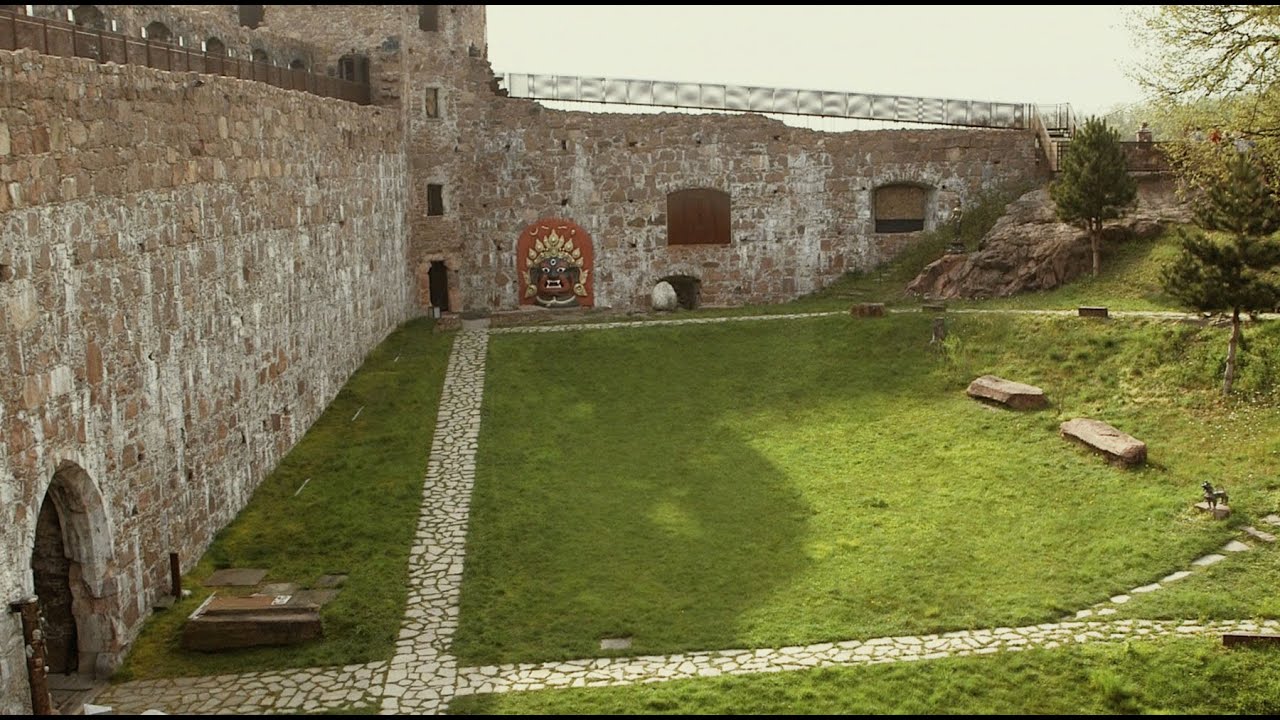 Messner Mountain Museum - Castel Firmiano - Il Castello d'Oriente - YouTube