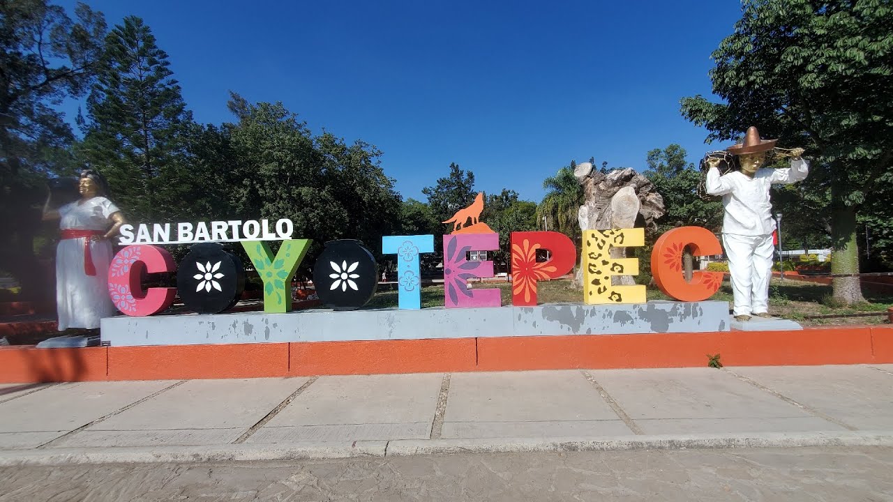 San Bartolo Coyotepec - Oaxaca, Mexico - YouTube