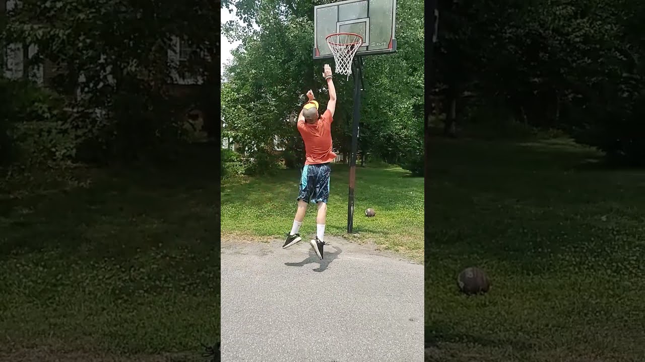 5 Foot 8 Teen Touches 9 5 Foot Rim basketball jump YouTube 5 Foot 8 Teen Touches 9 5 Foot Rim basketball jump YouTube