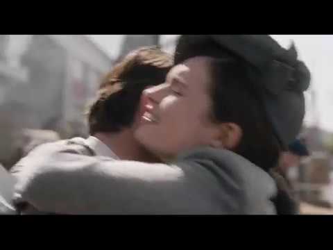 Dawsey and Juliet in The Guernsey Literary and Potato Peel Pie Society ...