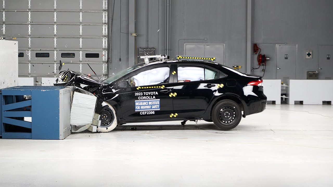 2023 Toyota Corolla Sedan Updated Moderate Overlap Iihs Crash Test