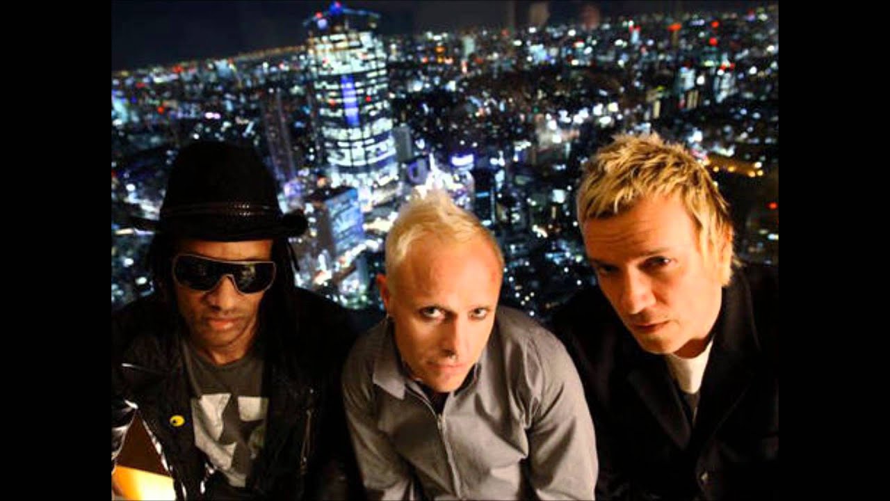 The Prodigy - Poison (Radio One 06 Edit Group) - YouTube