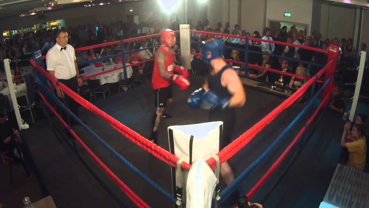 Ultra White Collar Boxing Southampton | Fight 1 - YouTube