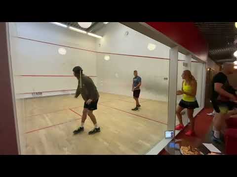 Sezonas atklāšanas turnīrs skvošā Jelgavas Fitland Aivars Dziļums vs Edvinas Vertelis