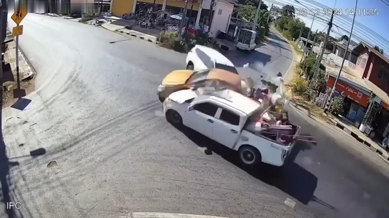 Road Rage | Bad Drivers, Near Misses Dashcam Videos | idiots in cars ...