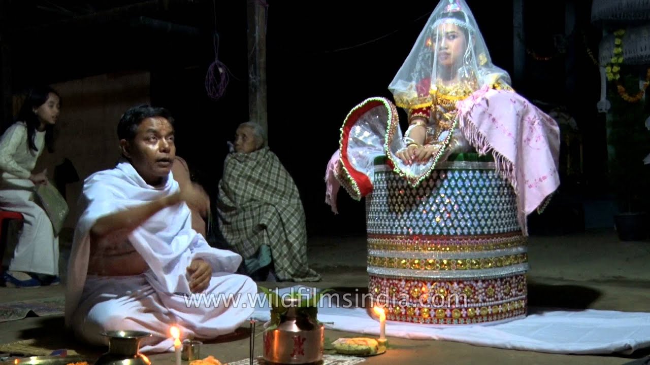 Hindu priest blesses Raas Lila dancer before performance - Manipur ...