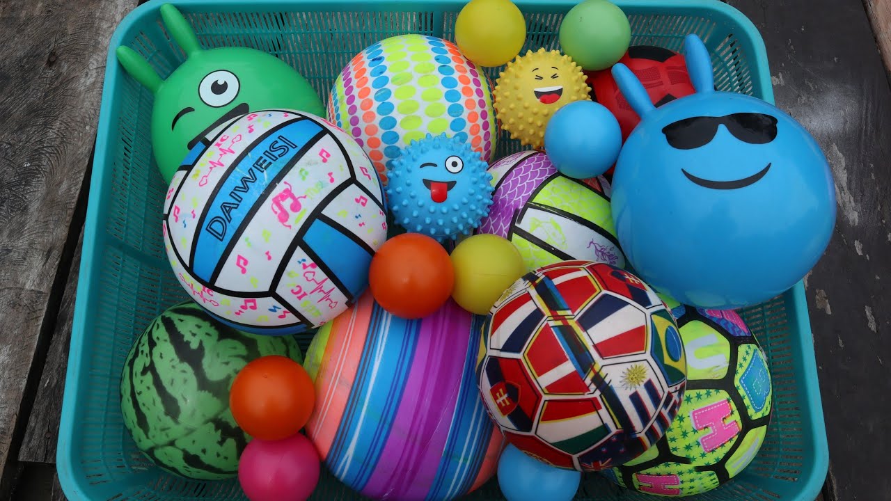 Hunting bola karakter, bola emoji, bola rainbow, bola mini, bola lucu ...