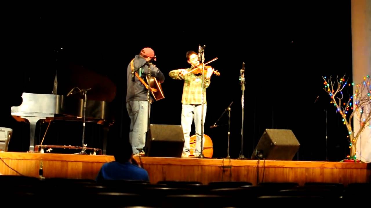 Dillon, Montana fiddle contest 2011 Kai Johnson - YouTube
