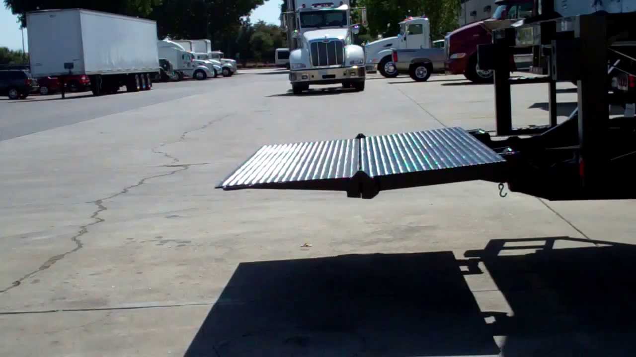 MAXON TE-25 Tuk-A-Way 2,500lb Capacity 48"X79" Steel Wedge Platform ...