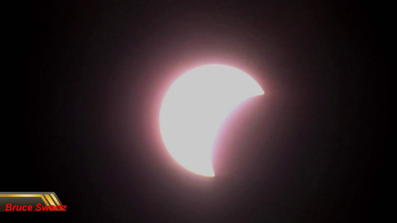 Partial Solar Eclipse Of August 21st 2017 Montreal Quebec Canada - YouTube
