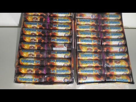 La Bomba vs La Bamba Vuurwerk - YouTube