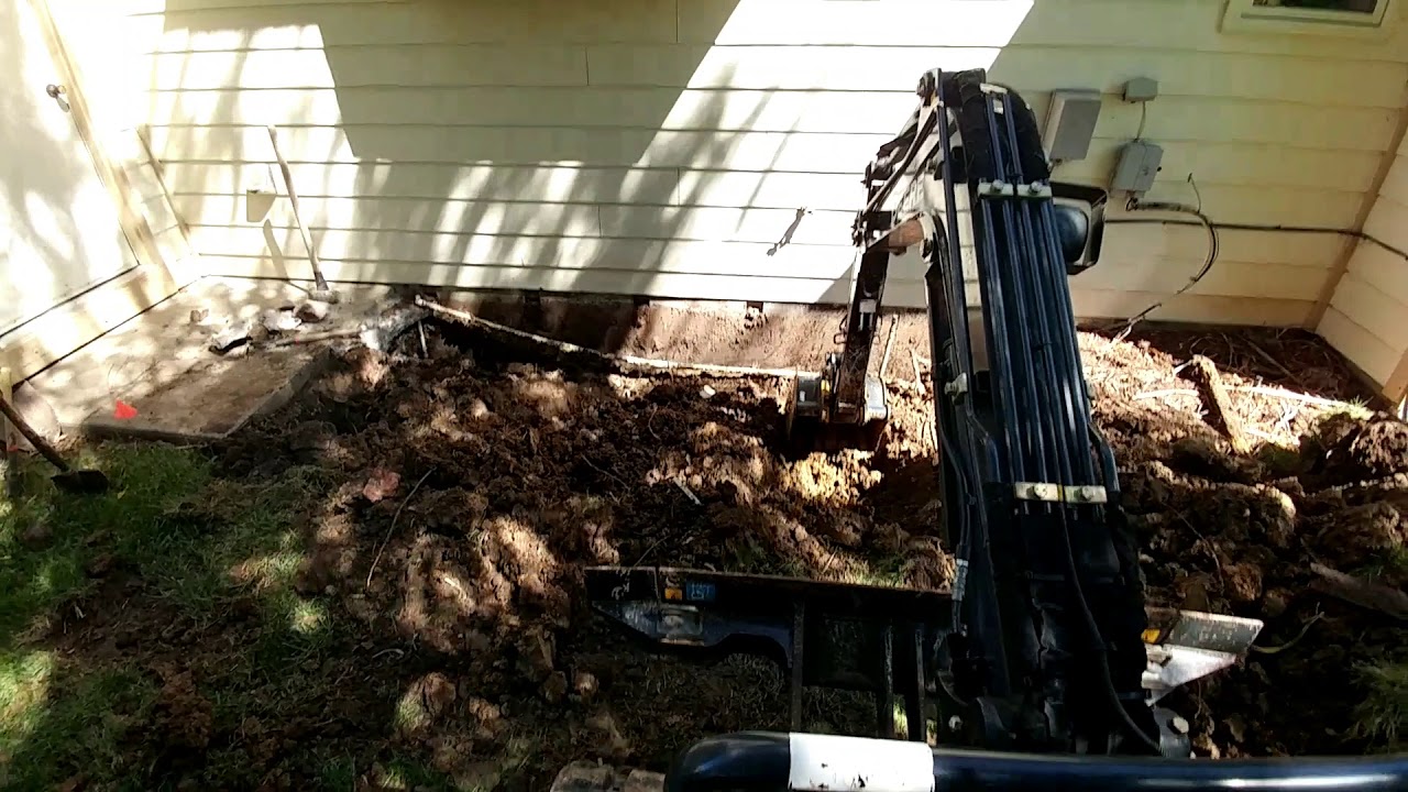 egress window dig - YouTube