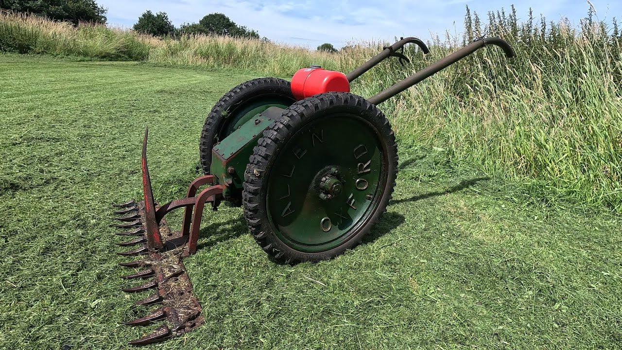 VINTAGE 1957 OXFORD ALLEN SCYTHE MODEL F SCYTHE MOWER, VILLIERS 25C ...