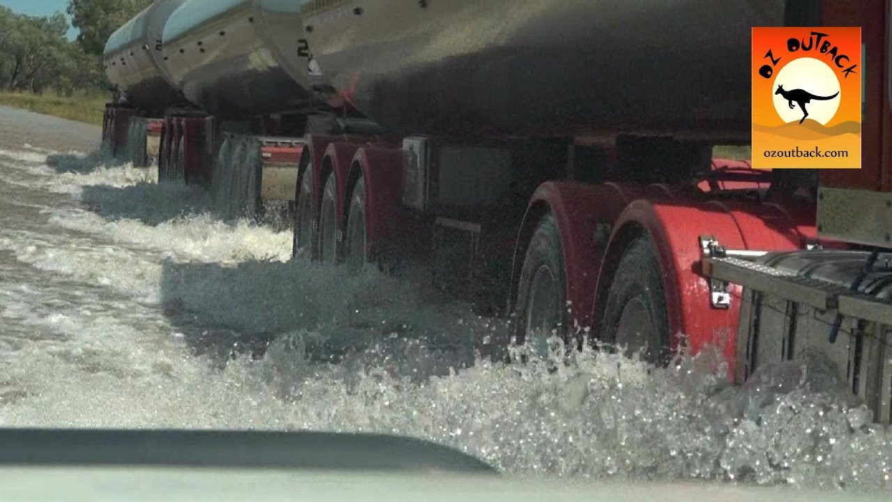 Extreme Trucks #8 - Biggest in world road trains roads in flood outback ...
