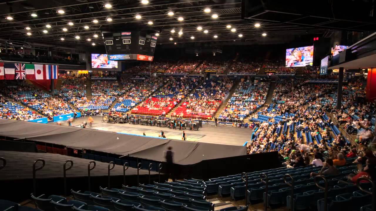UD Arena Fills Up - YouTube