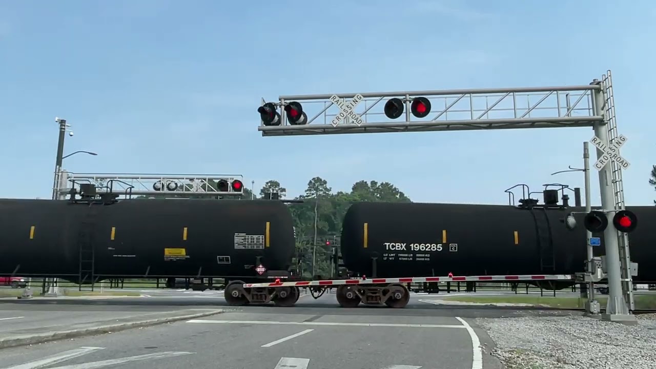 Chevron Drive Railroad Crossing, Moss Point, MS - YouTube