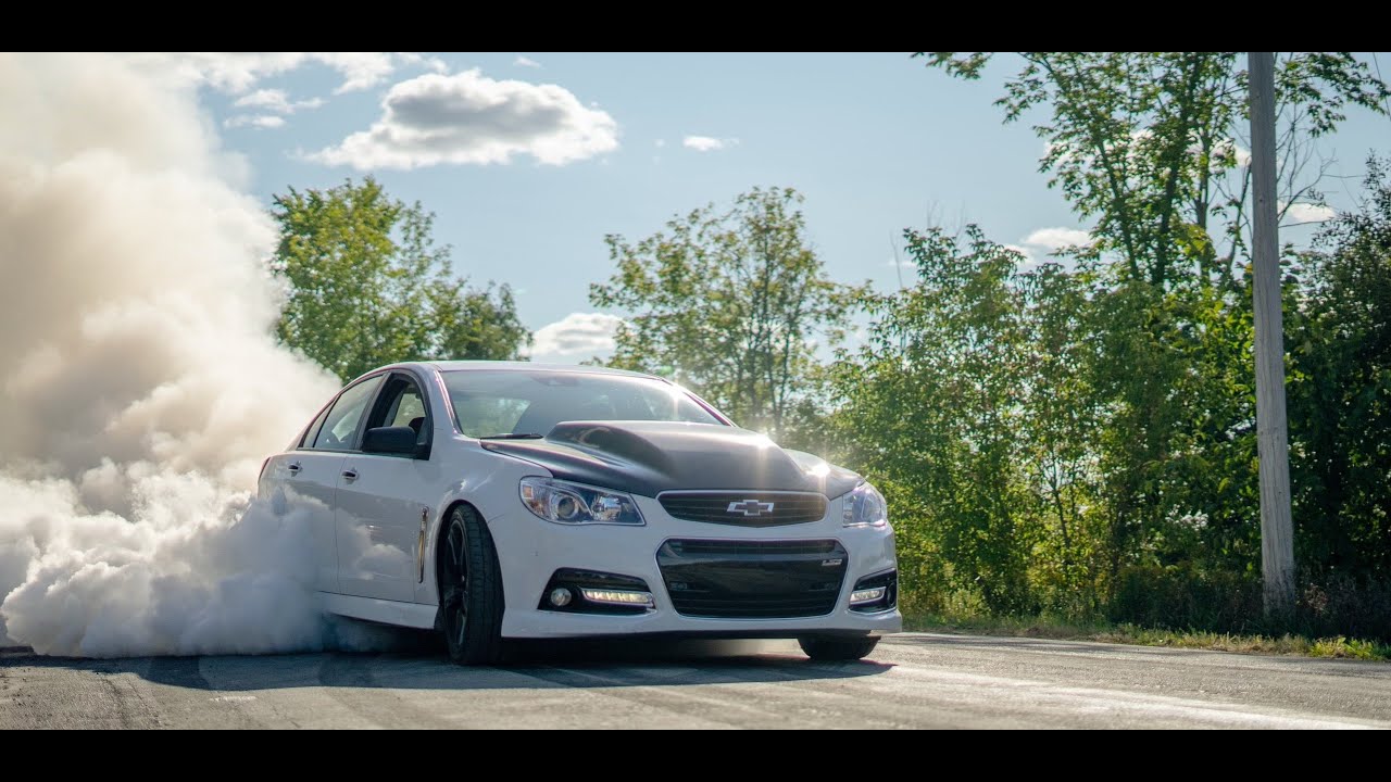 Giant Burnout Supercharged Chevy SS - YouTube
