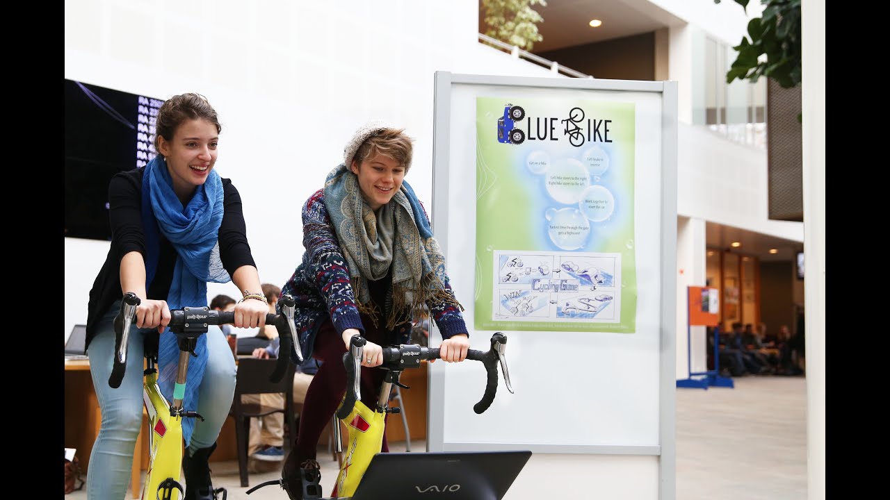 Students working on multidisciplinary projects - YouTube