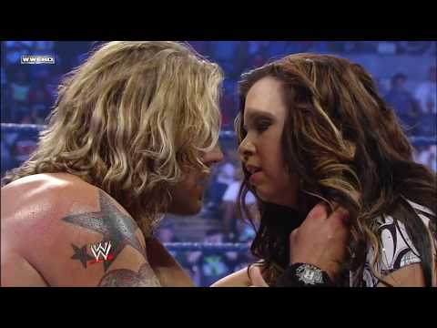 Edge and Vickie Guerrero kiss | SmackDown July 11, 2008