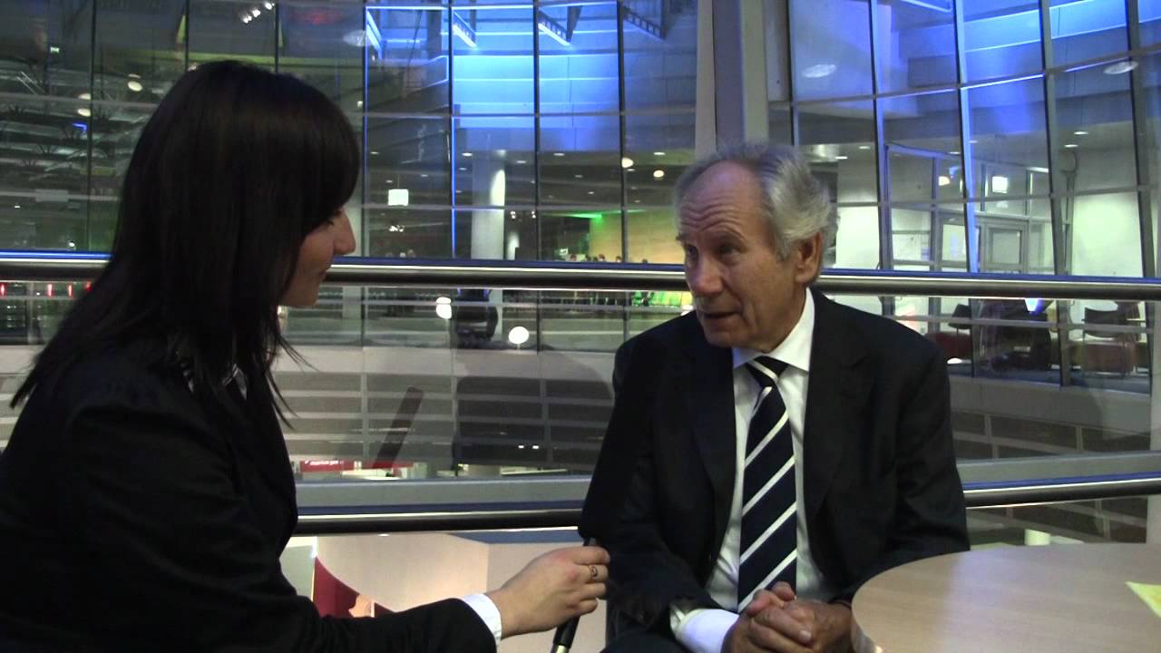 Denkfabrik 2011 - Interview mit Prof. August-Wilhelm Scheer - YouTube