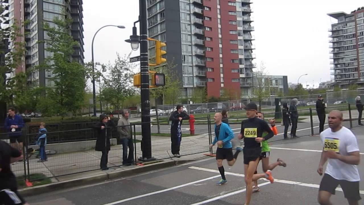 Sun Run 2014 Finishing Kick - YouTube