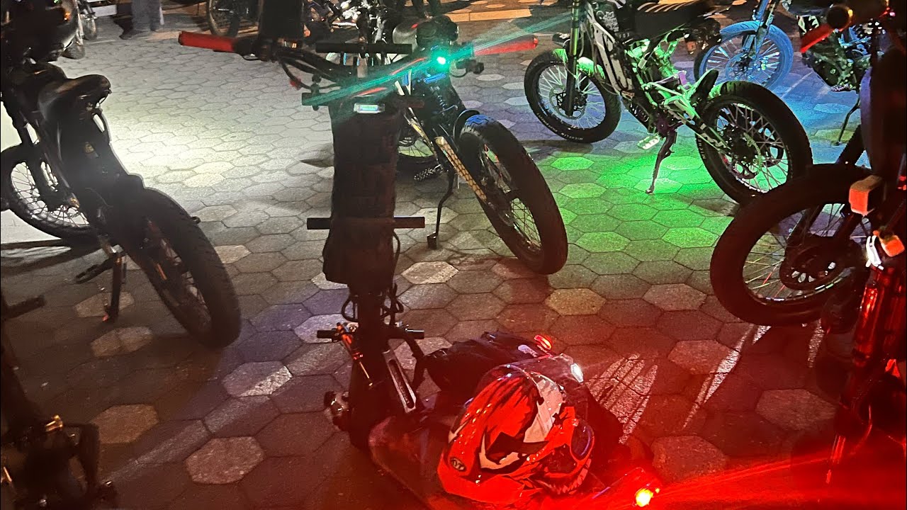 Soooooo many surrons 😱 🎉 🏍️ 🛴 - YouTube