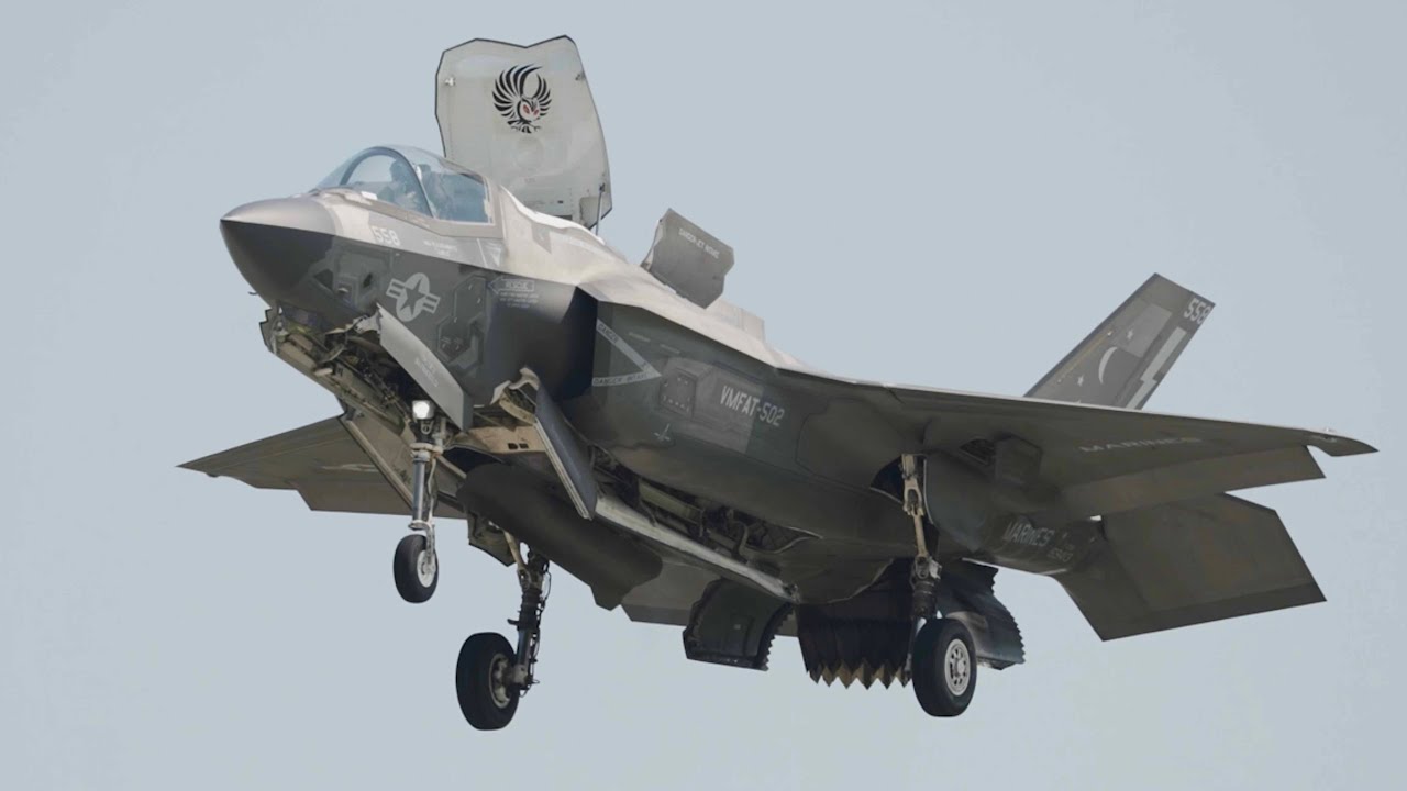 USMC F-35B Lightning II - VTOL & Hover Demo - KC AIR SHOW 2023 - YouTube