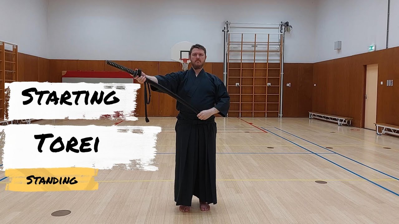 iaido: Hajime no torei standing - YouTube