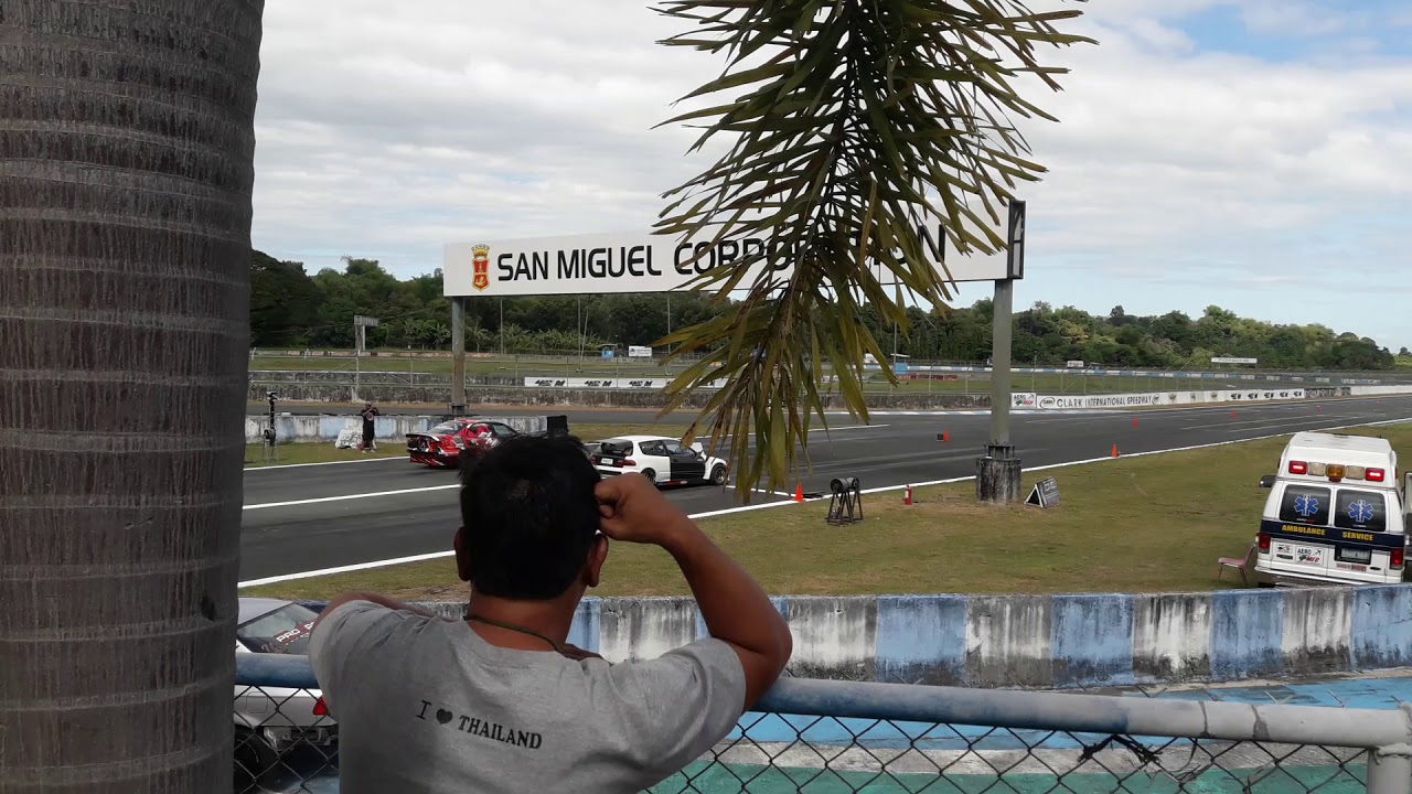 DRAG RACE | CLARK SPEEDWAY | CIVIC HATCHBACK | iwan siya - YouTube