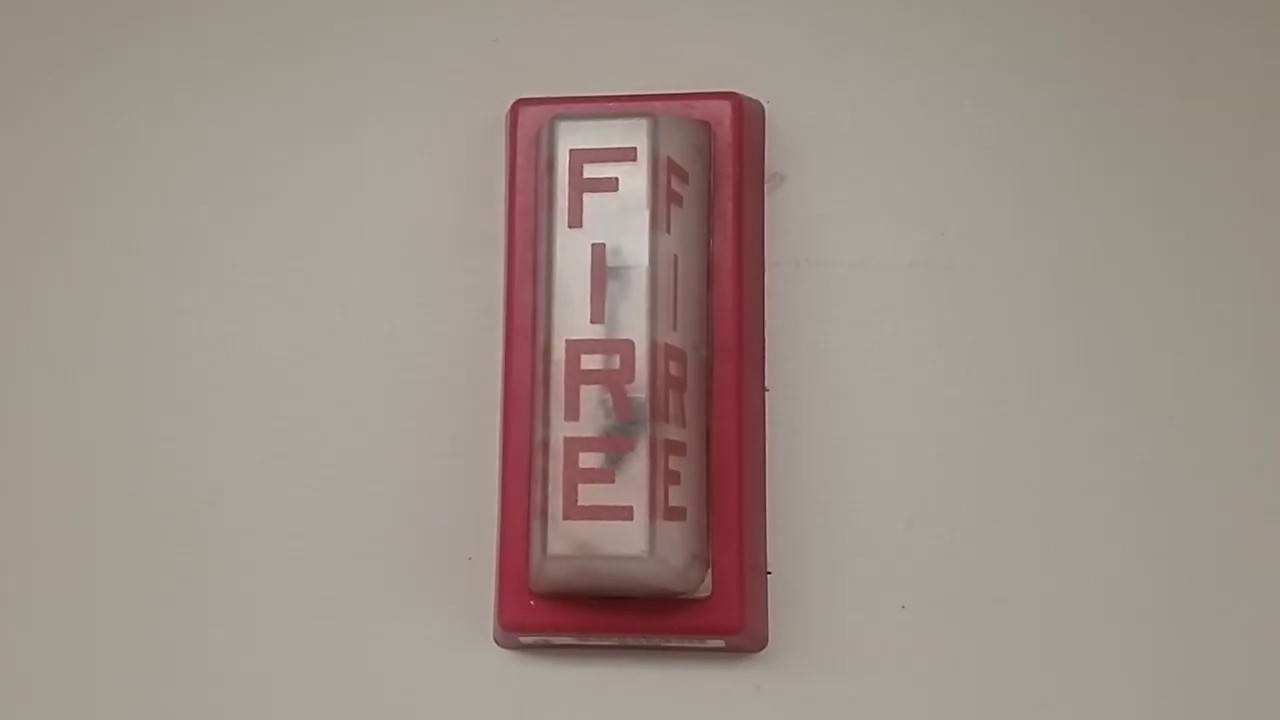 Simplex 4904-9101 Fire Alarm Strobe - YouTube