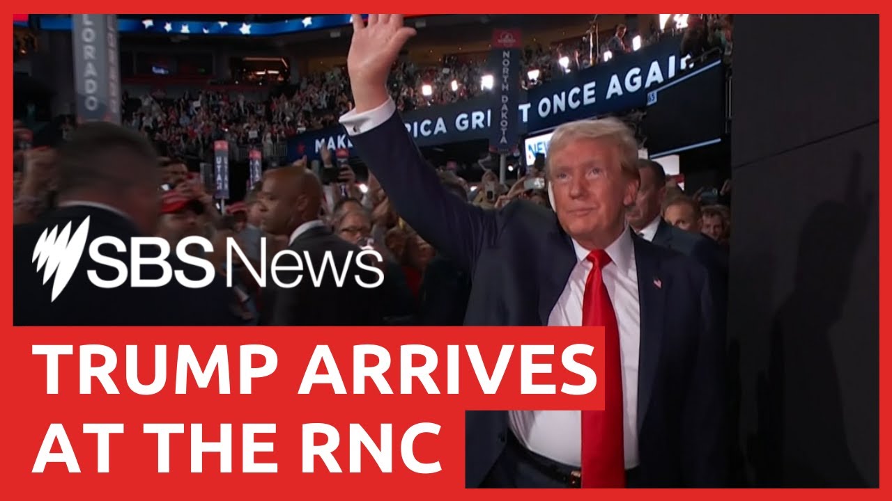 Donald Trump makes first appearance since shooting at RNC - YouTube