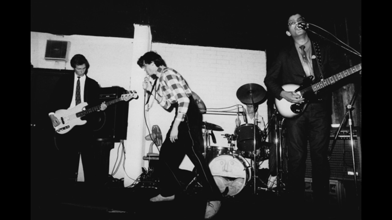 The Manikins : Premonition (West version) - YouTube