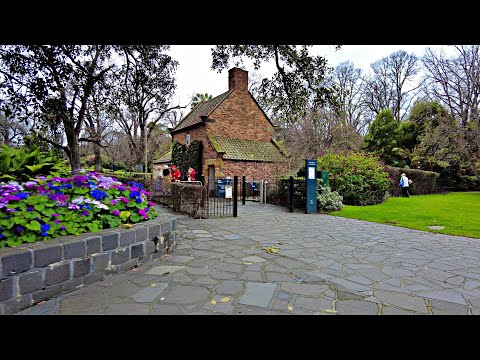 Walking Around Melbourne’s Fitzroy Gardens | Urban Green Space Since 1848 | Urban Nature Ambience