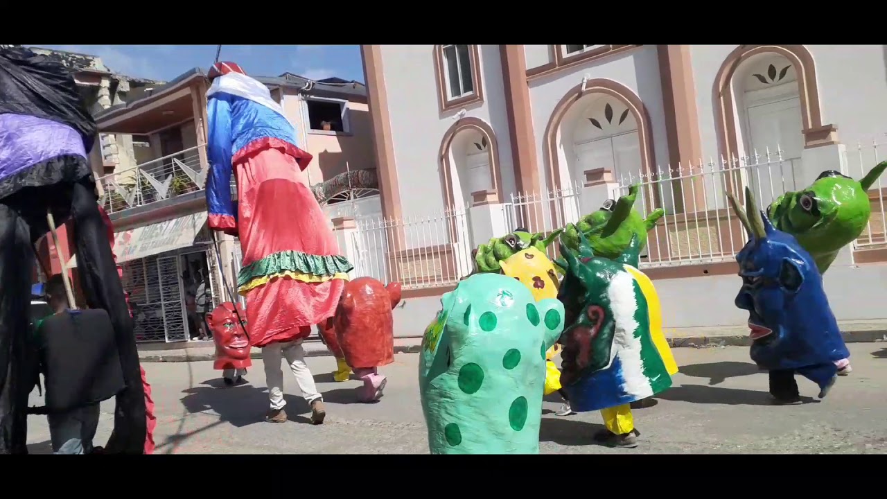 Pre défilé carnaval nationale jacmel 2020 - YouTube