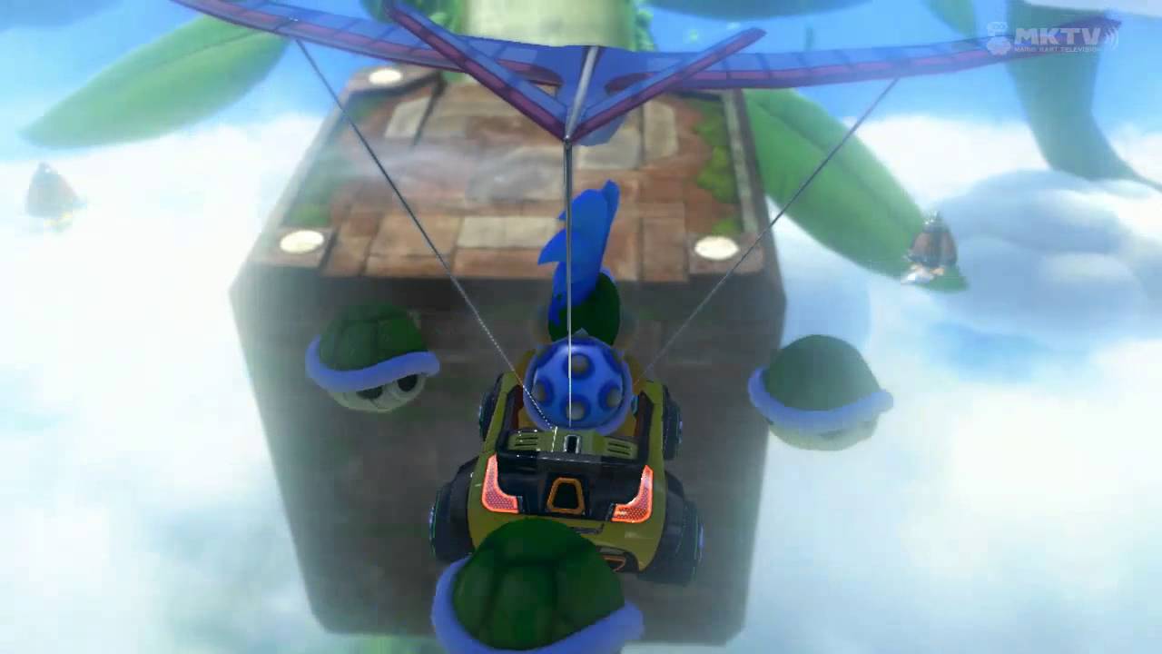 Wii U - Mario Kart 8 - Cloudtop Cruise - YouTube