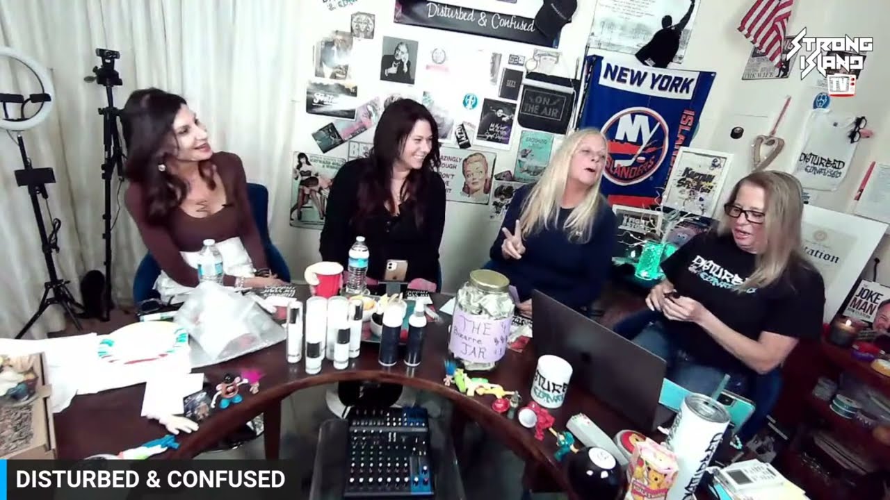 "Disturbed & Confused" - Season 4, Episode 6. "Gilrz, Girlz, Girlz ...