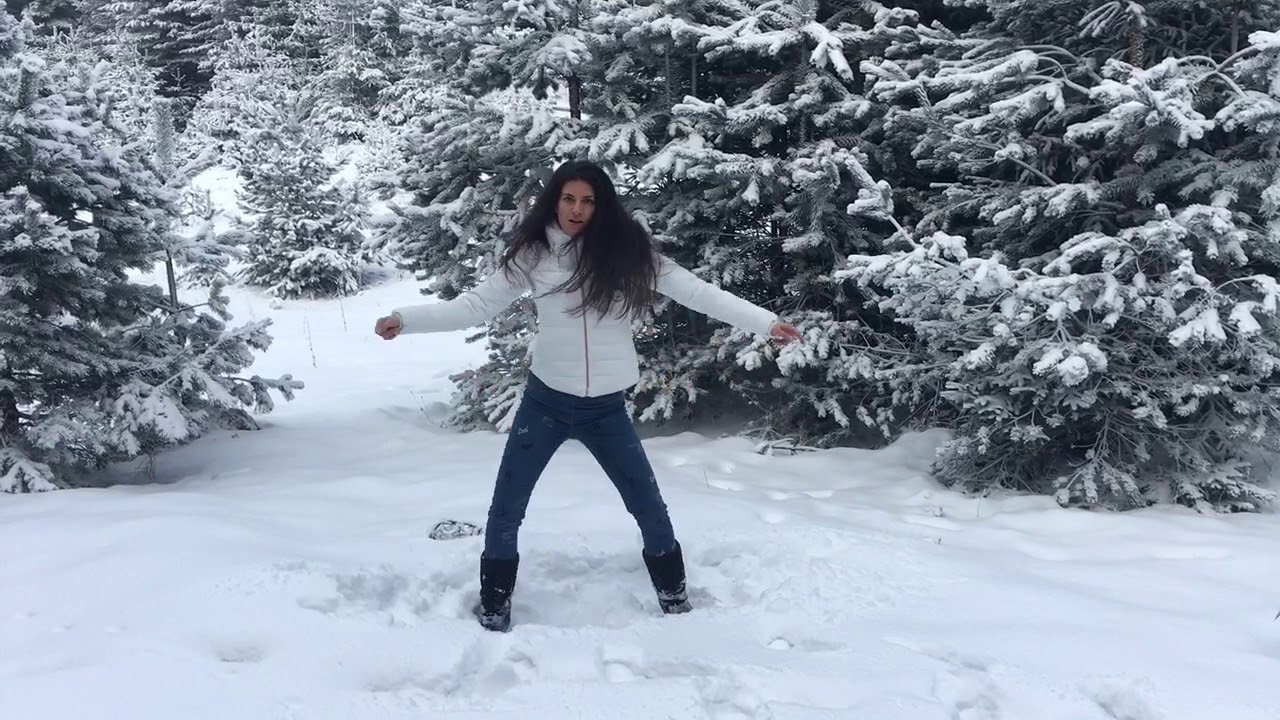 Dance in the snow - YouTube