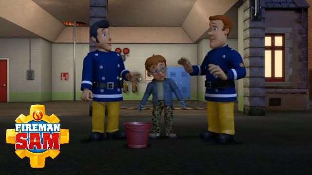 Fireman Sam Official: Bonfire Night Safety Tip 9 - YouTube