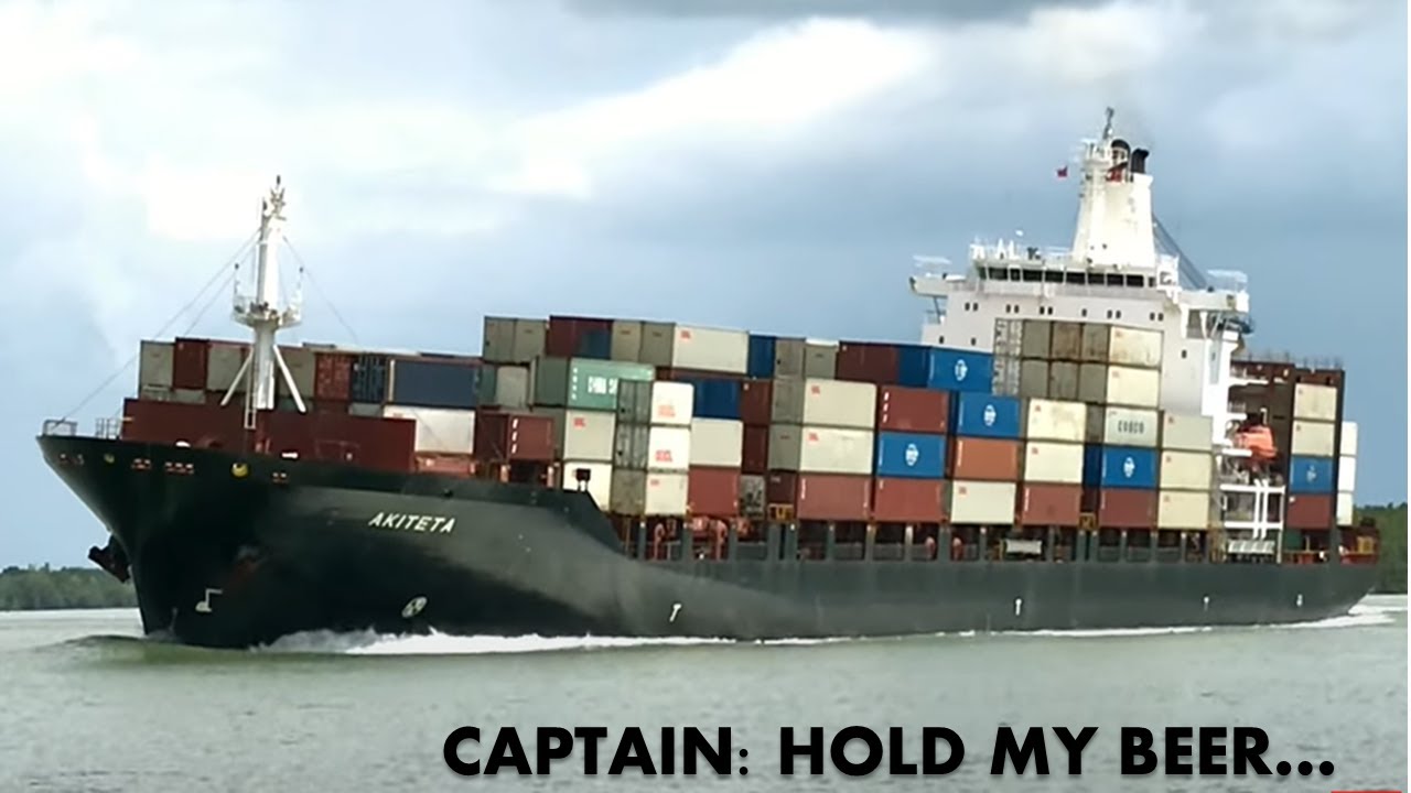 THE CONTAINER SHIP TILTED HEAVILY WHEN TURNING - YouTube