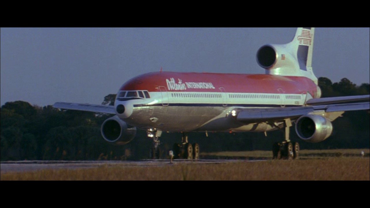 Airplane take off sounds used in films and TV shows from early 90's to ...