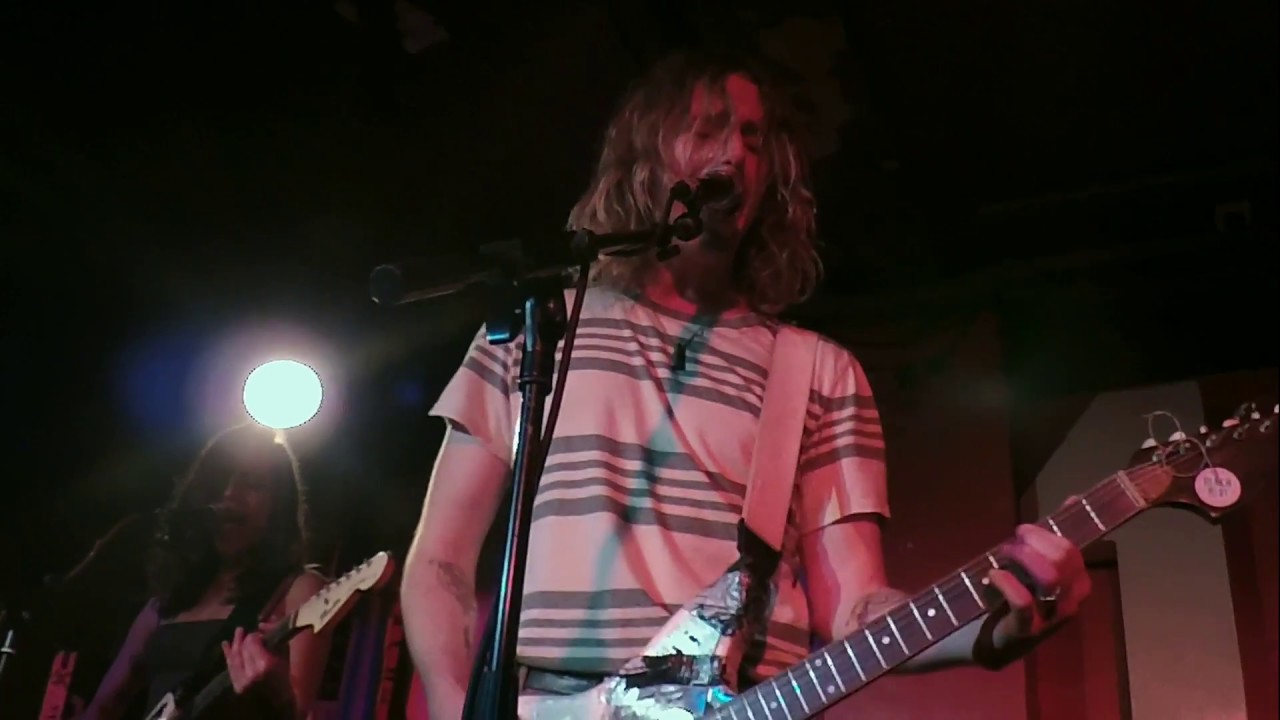 Beach Riot - Robot - Live @ 100 Club 17/10/2018 (2 of 6) - YouTube