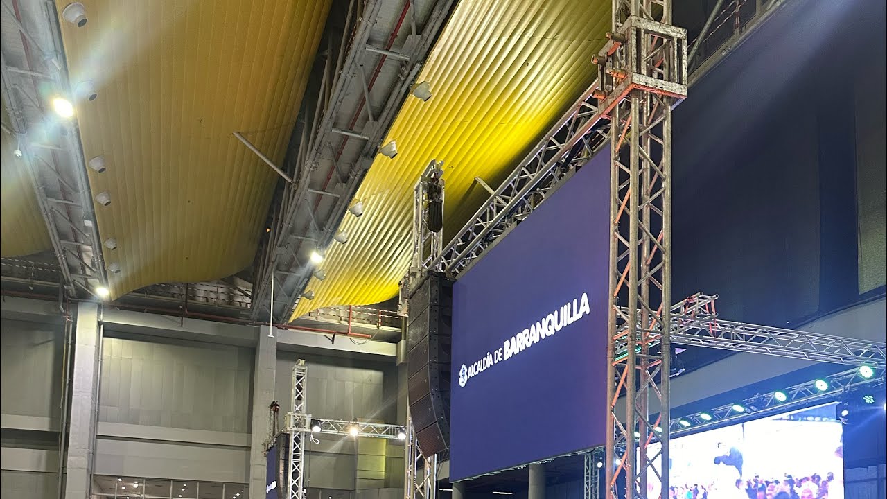 Instalación de pantalla led 3x2, tarima y refuerzo de sonido - YouTube