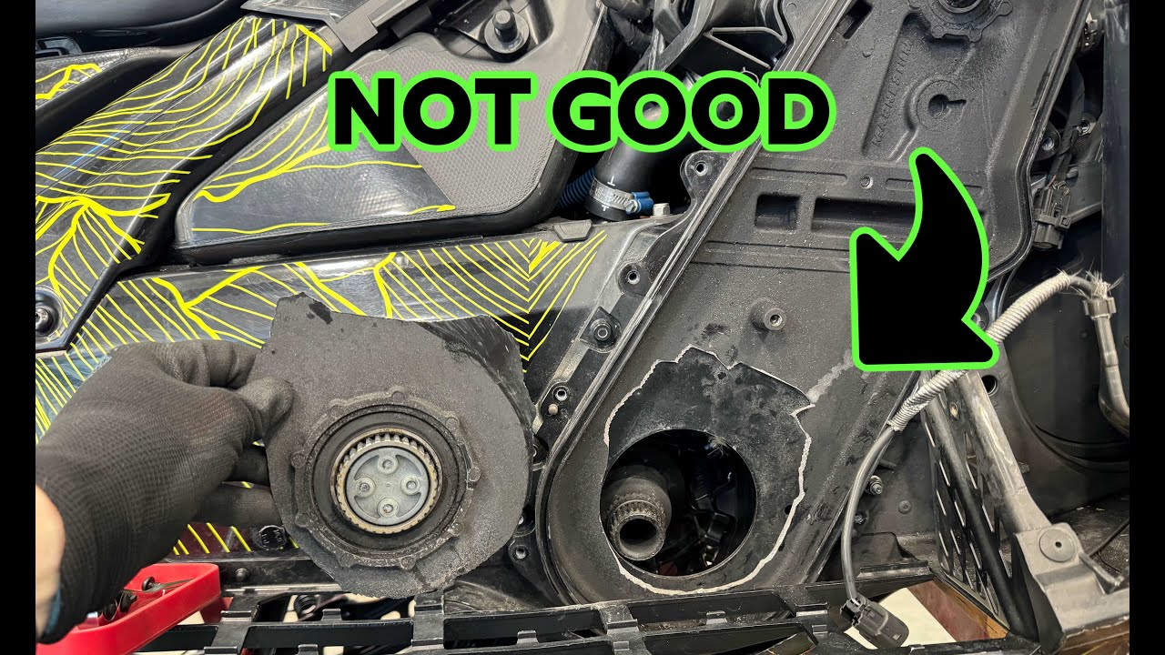 Snowmobile Skidoo GEN 5 Chain case replacement. - YouTube