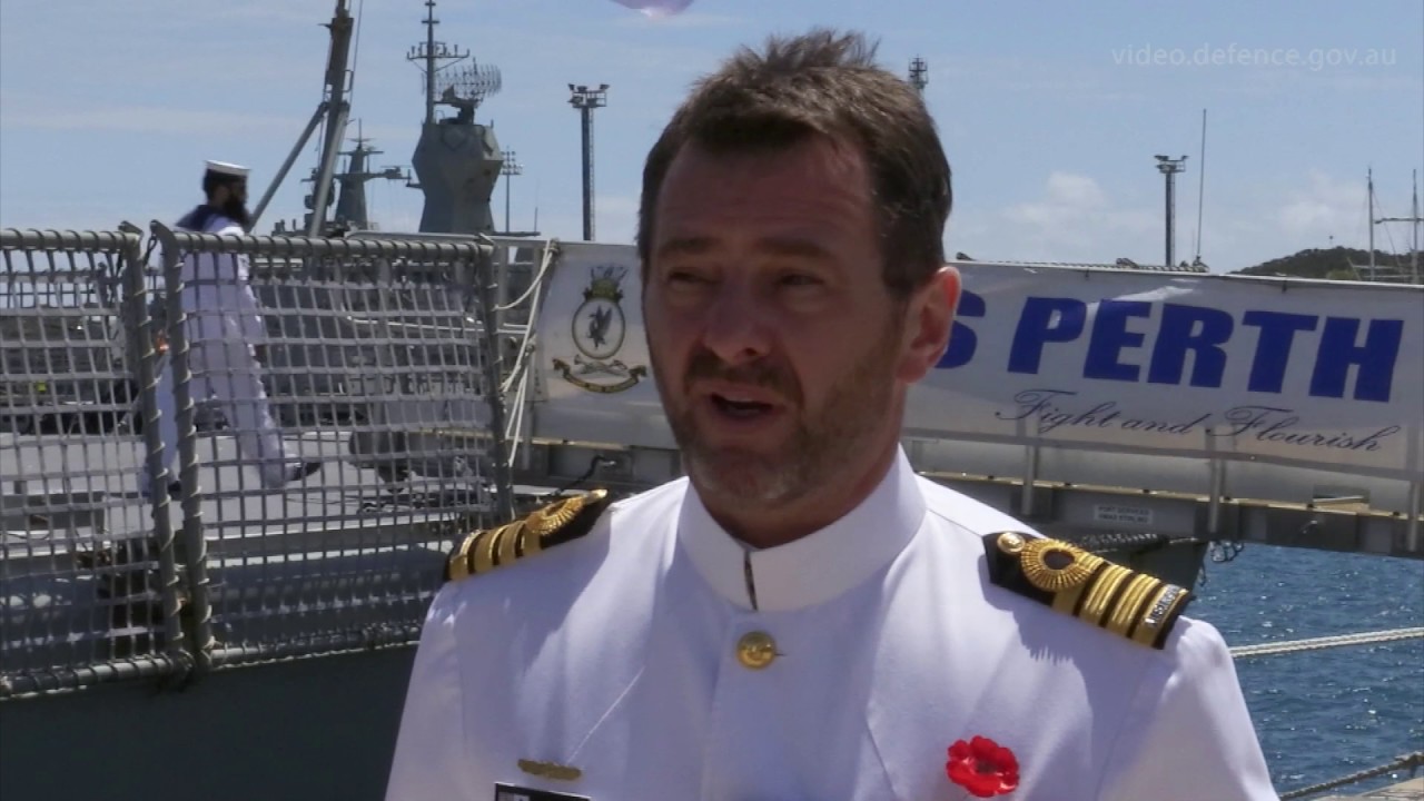HMAS Perth arrives back to Fleet Base West - YouTube