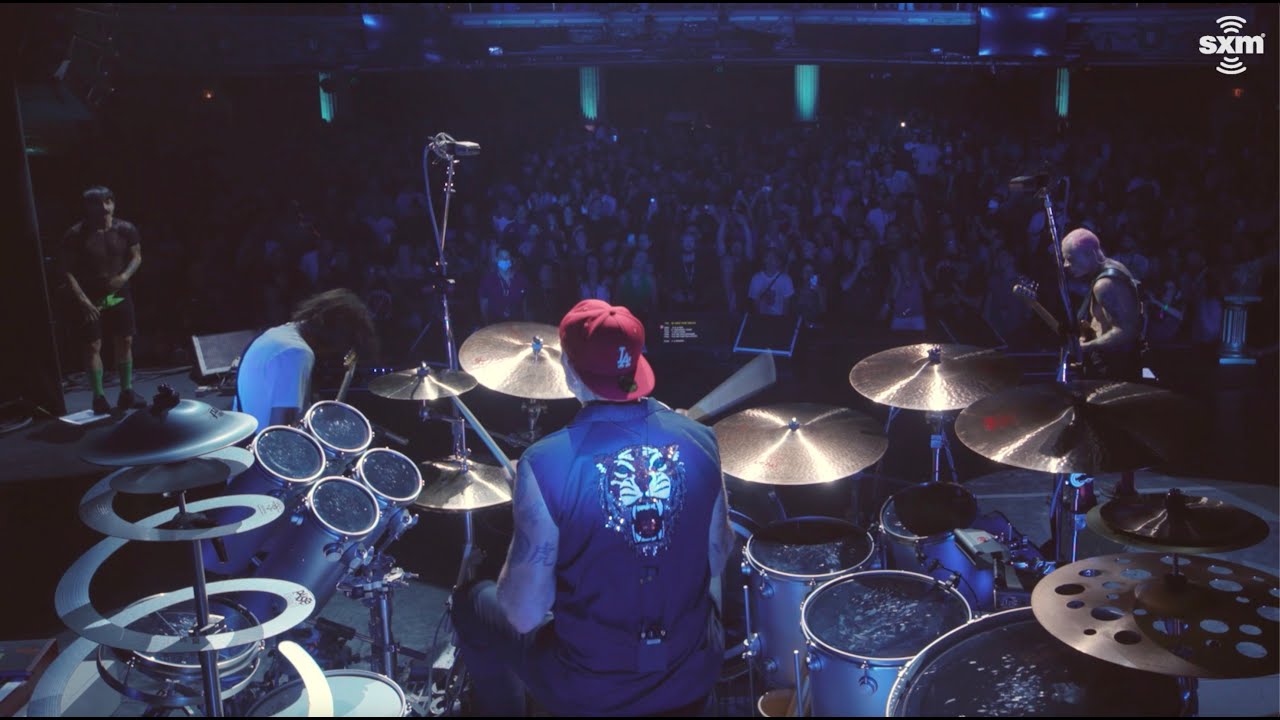 Red Hot Chili Peppers - Apollo Jam (Live from the Apollo 9/13/22) - YouTube