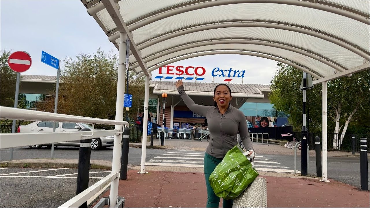 Yu ke SUPERMARKET TESCO YG BERBEDA | ISI BENSIN DI CAFE NYA DULU ...