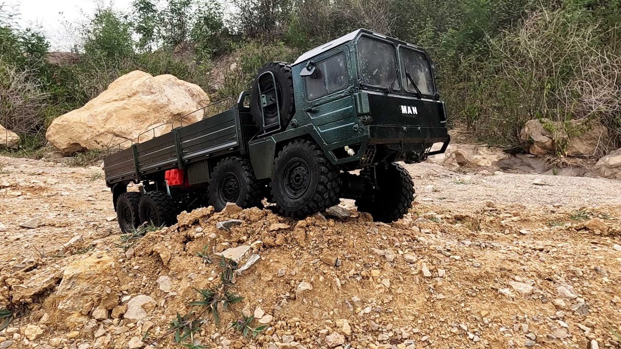MAN MILITARY TRUCK 8x8 WHEELS DRIVE OFF-ROAD - YouTube