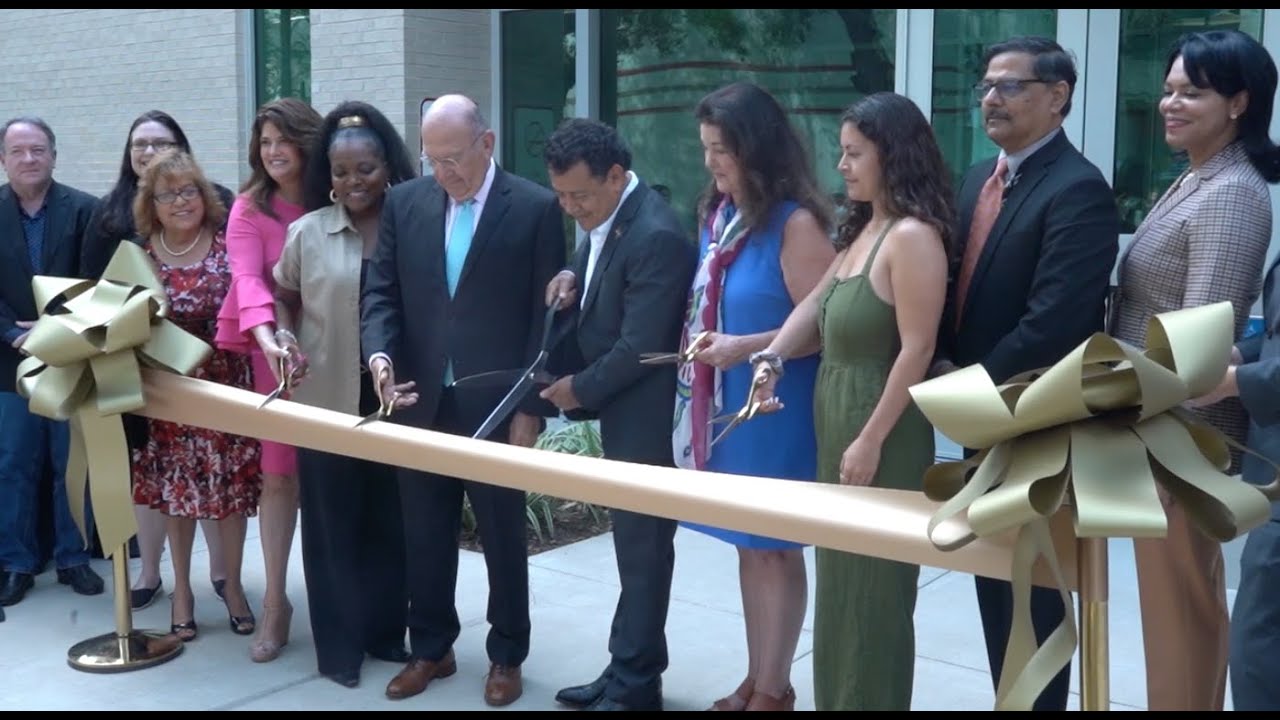 HCC Culinary Arts Building Ribbon Cutting & Chef Hugo Ortega Naming ...