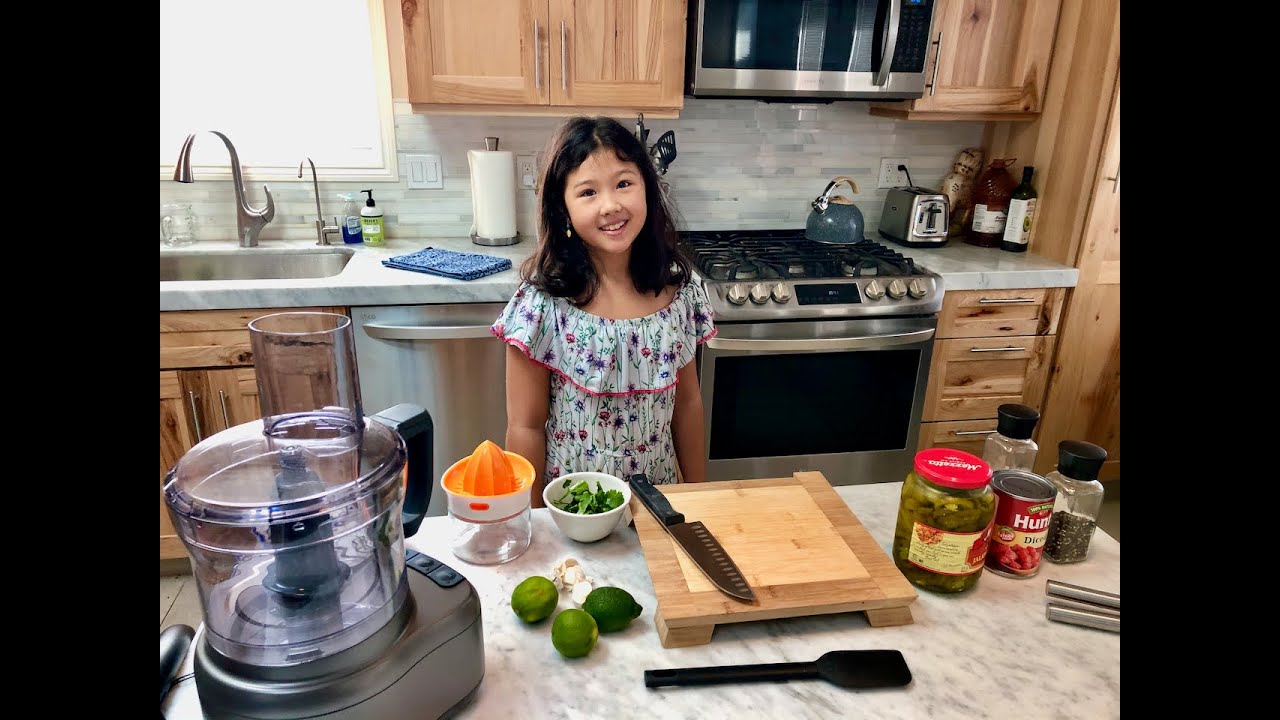 Making Salsa 12-18-2020 - YouTube