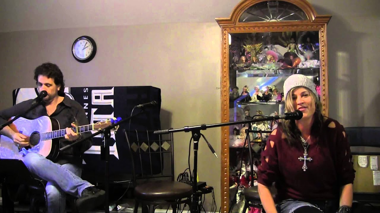 Victoria Venier "What's Your Mama's Name Child" - YouTube